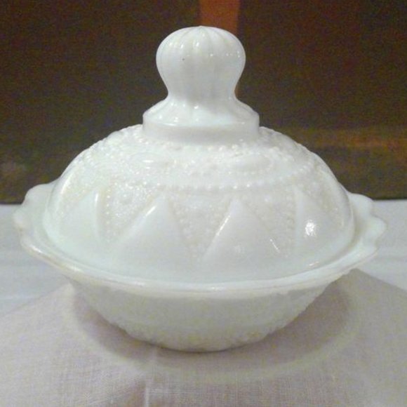 Kemple | Dining | Vintage Milk Glass Covered Dish Kemple Lace Dewdrop ...